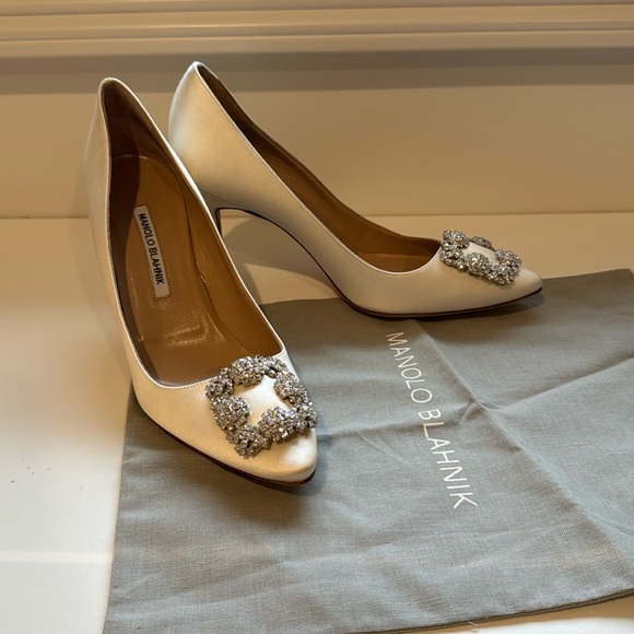 Manolo Blahnik | Shoes | Stunning White Never Worn Before Manolo ...
